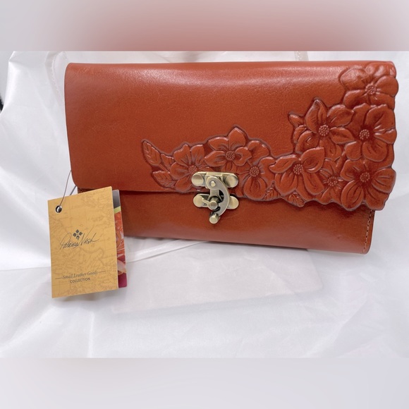 Patricia Nash | Bags | Nwt Patricia Nash Terresa Wallet Hand Cut Tooled ...